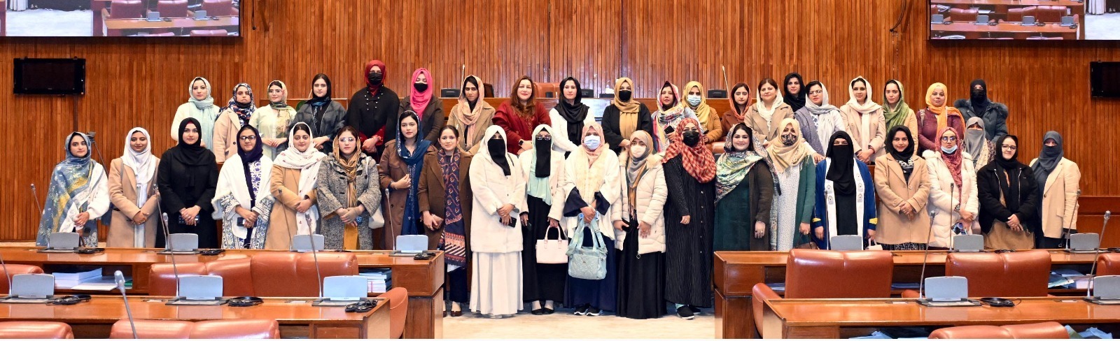 Riphah Delegation Leads Senate House Visit – Peak Point