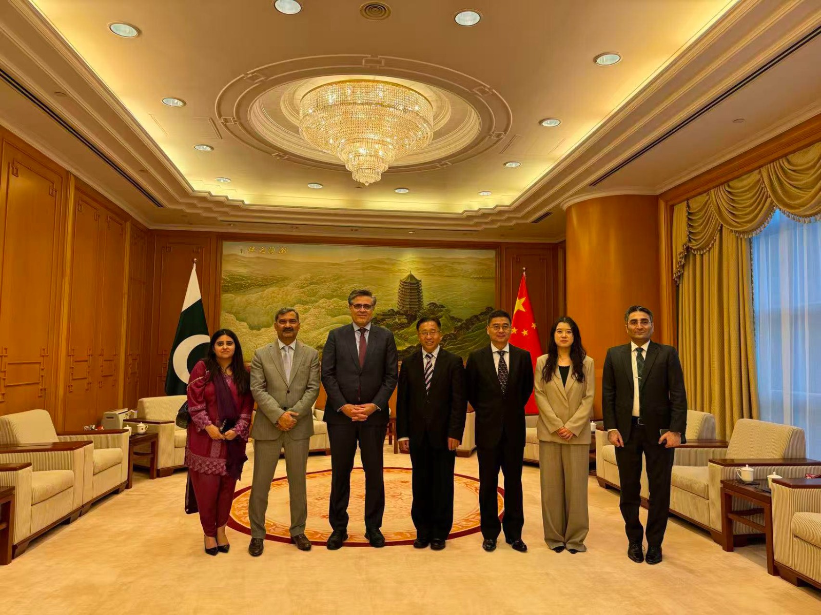 Strengthening Pakistan China Ties via Hong Kong – Peak Point