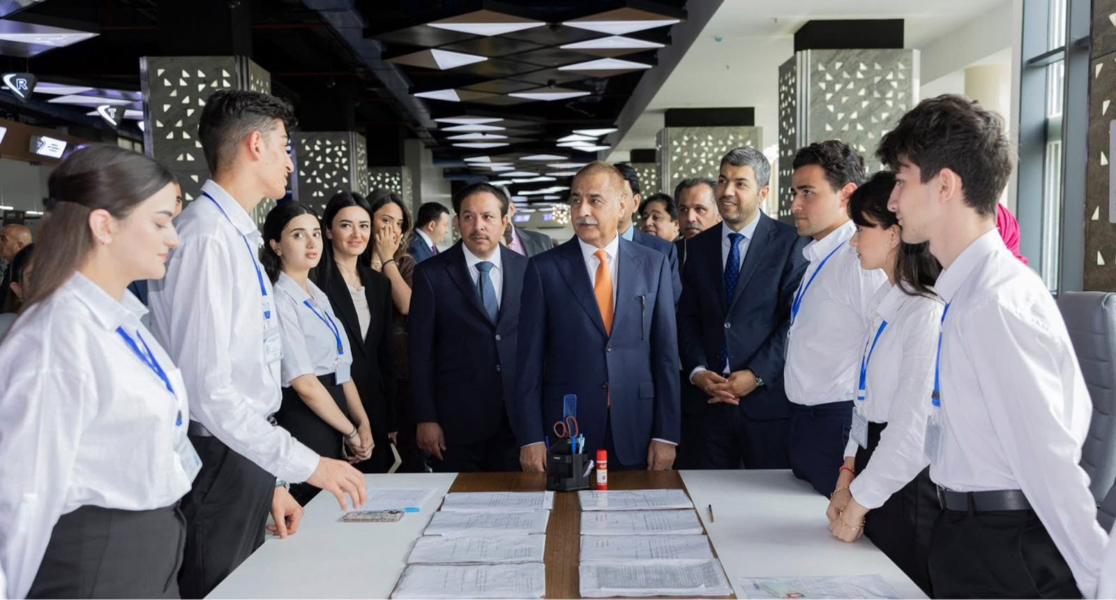 Pakistan Parliamentary Delegation Visits ASAN Service Center in Baku ...