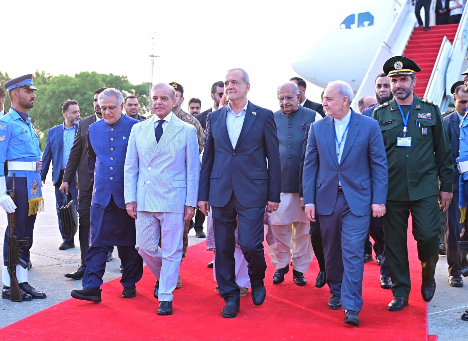 Pakistan Welcomes Iranian President Masoud Pezeshkian for Official ...